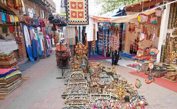 Places to visit in kullu - Connecting Traveller