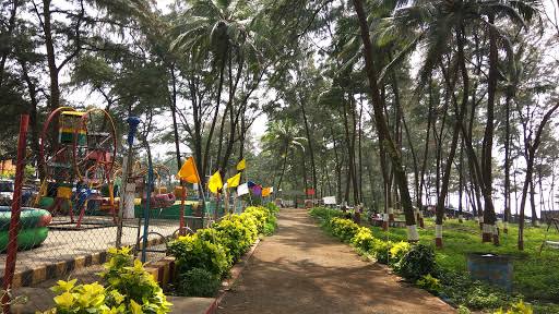 Jetty Garden - Daman - Connecting Traveller