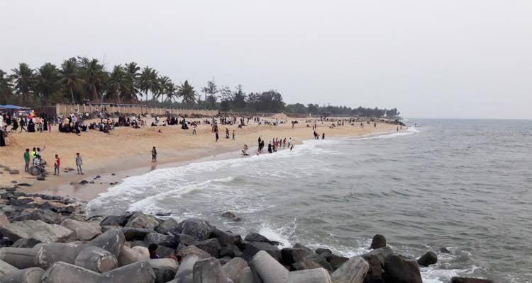 Ullal Beach - Mangalore - Connecting Traveller