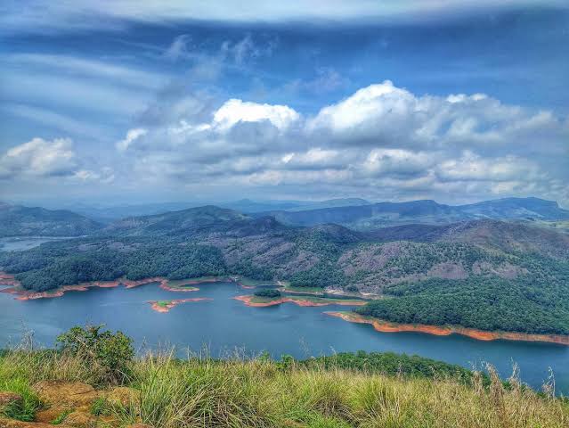 Places to visit in idukki - Connecting Traveller