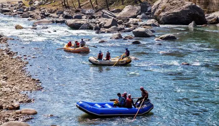 Rafting at Parvati River - Kasol - Connecting Traveller